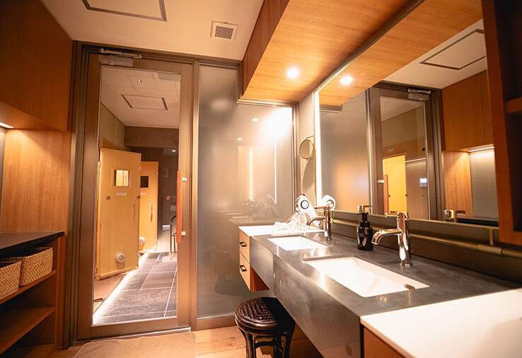 Wellness Room with ReFa | コンセプト&客室 | 【公式】GOLD STAY 名古屋 大須 | アパートメントホテル