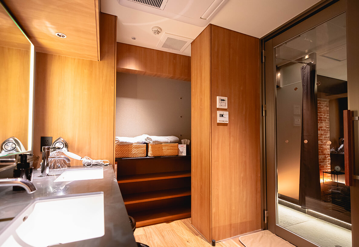 Wellness Room with ReFa | コンセプト&客室 | 【公式】GOLD STAY 名古屋 大須 | アパートメントホテル